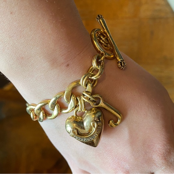 Juicy Couture | Jewelry | Vintage Juicy Couture Charm Bracelet With 2x ...